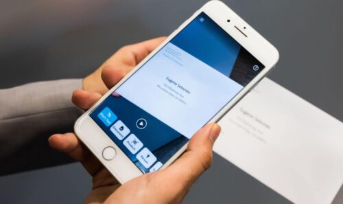 Reviewing the Seeing AI app for visually impaired people - Sense